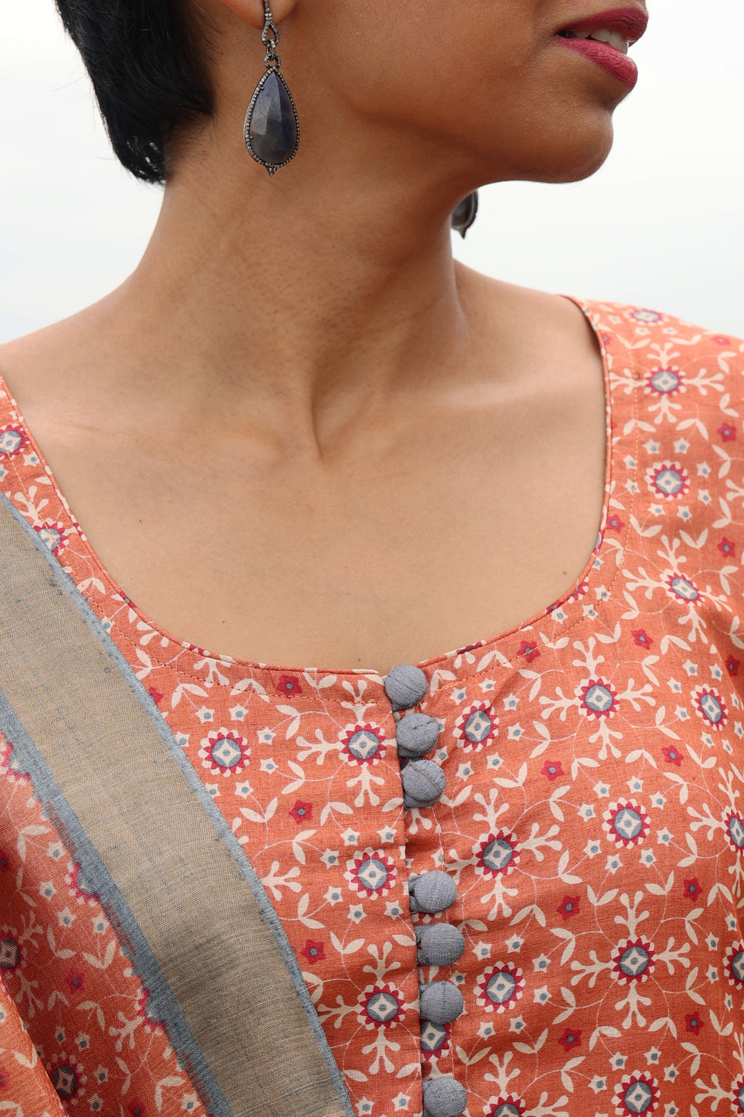 Aavaranaa - Unique Designer High Quality Hand Crafted Designer Sarees